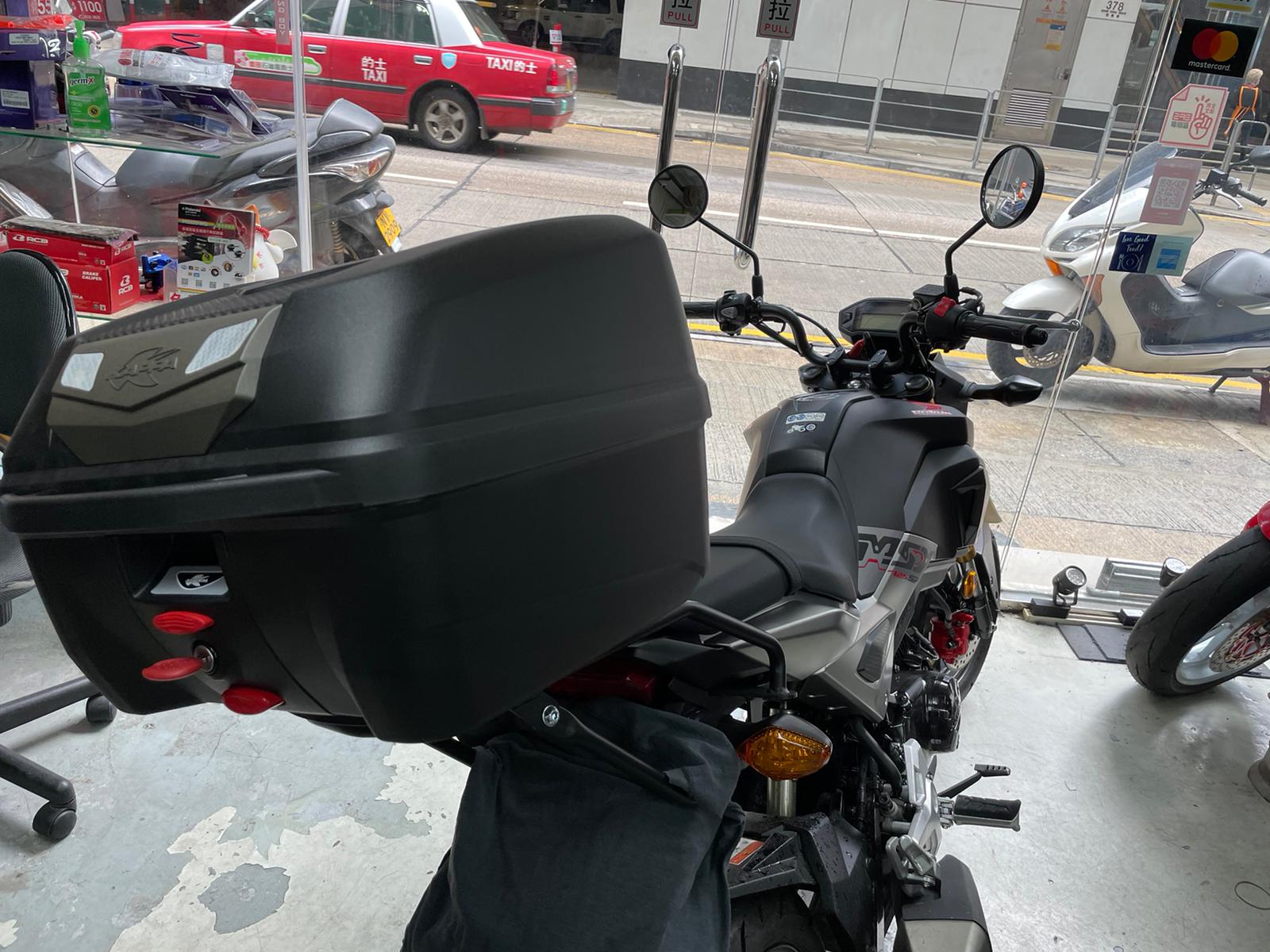 【開箱圖輯】HONDA MSX 125 配 KAPPA K320NMAL CUBE 尾箱安裝 - CLS Garage